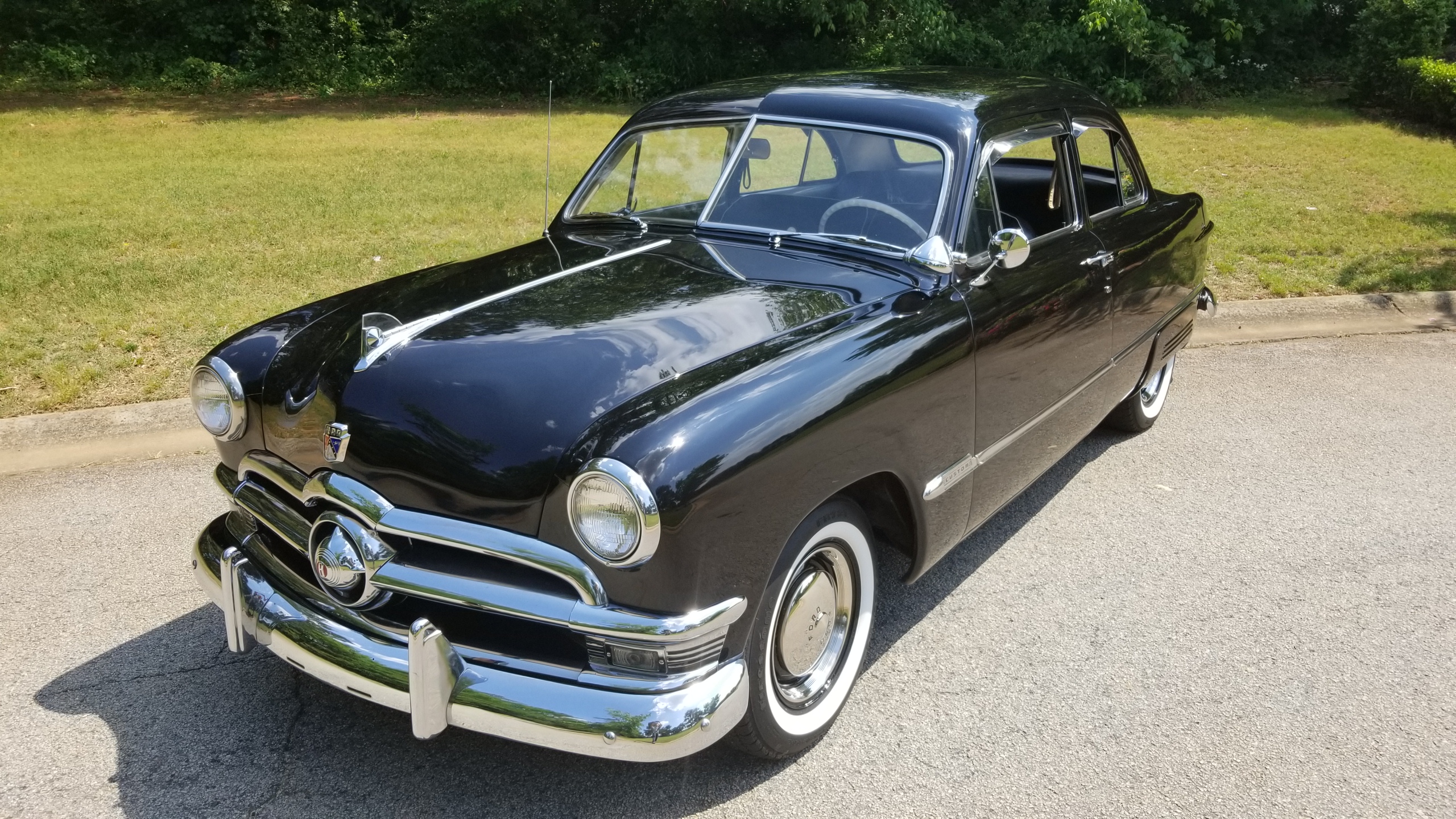 1950 Ford Tudor Custom Deluxe | thecaliforniacarco
