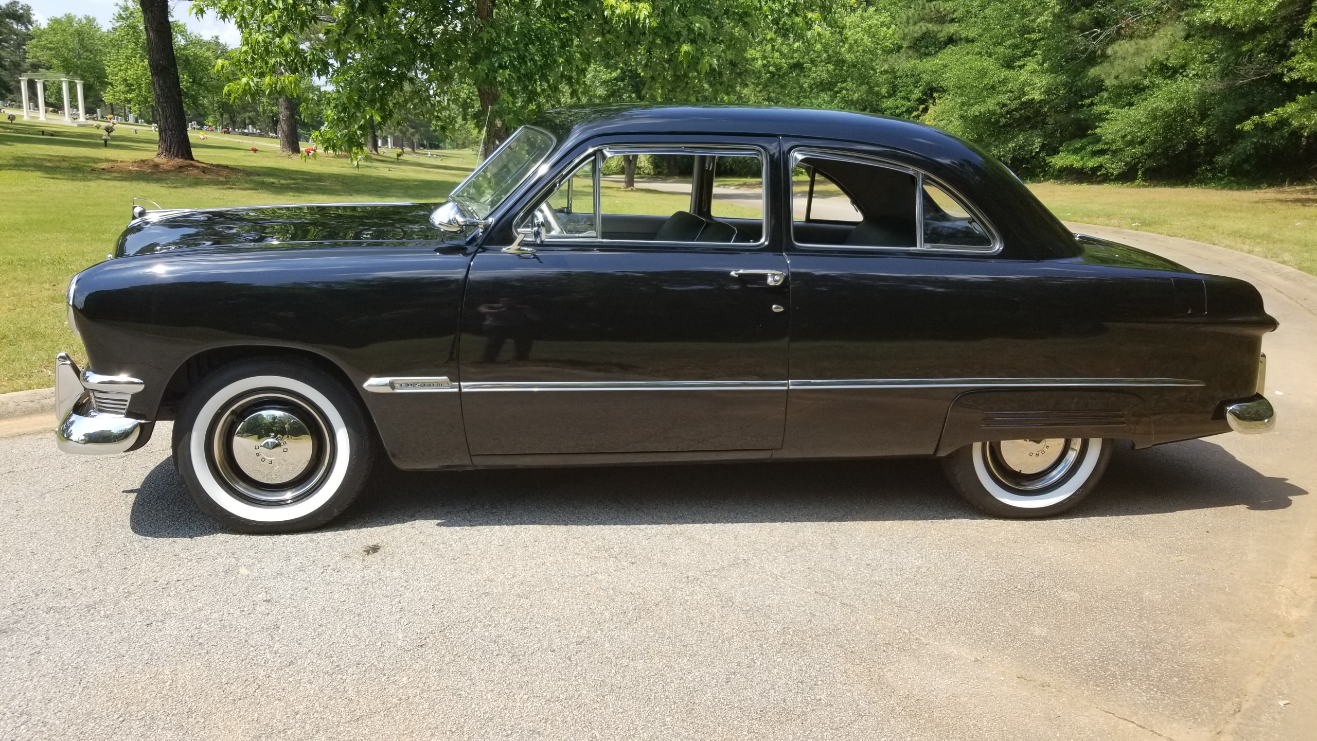 1950 Ford Tudor Custom Deluxe | thecaliforniacarco