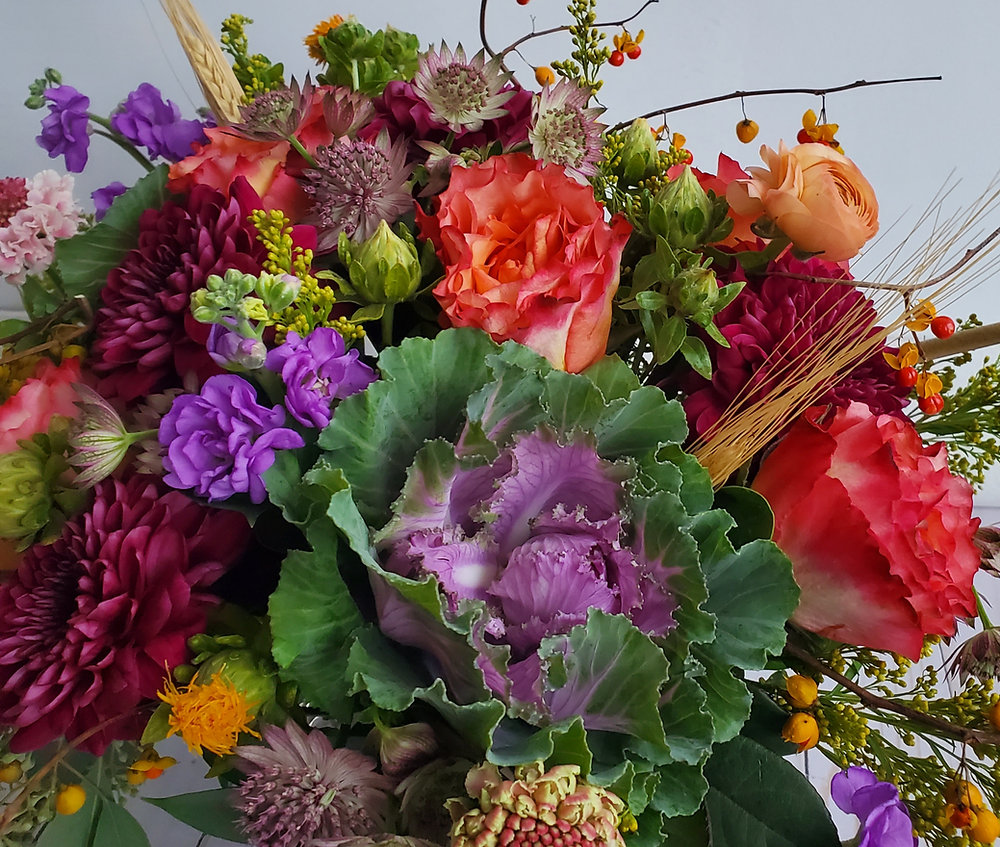 Best Fall Flowers to Send in Providence, RI