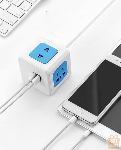 Multi-country travel adapter | 禮品家(台灣)