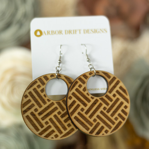 Labyrinth Essence Mandala Wooden Earrings – Handcrafted Spiritual Design