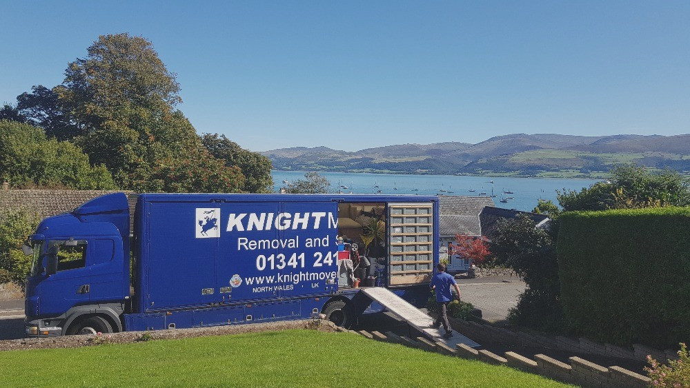 ABOUT US | Knightmovers Removal