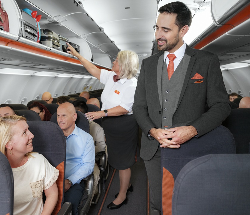 easyJet Officially Launches New Cabin Crew and Flight Deck Uniforms