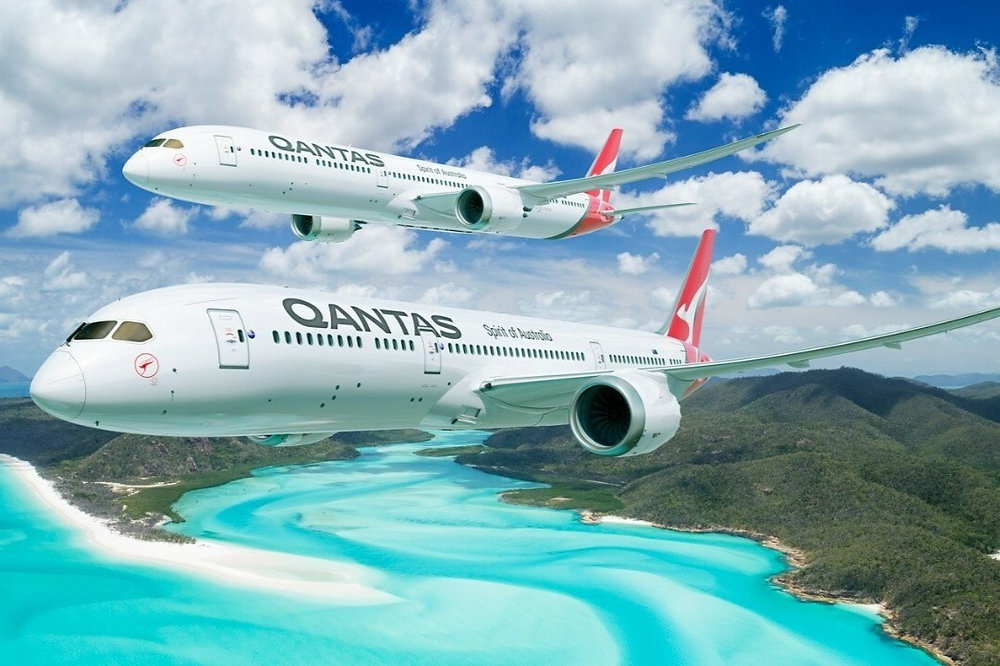 Qantas Orders 12 Boeing 787 Family Airplanes, Nearly Doubling ...