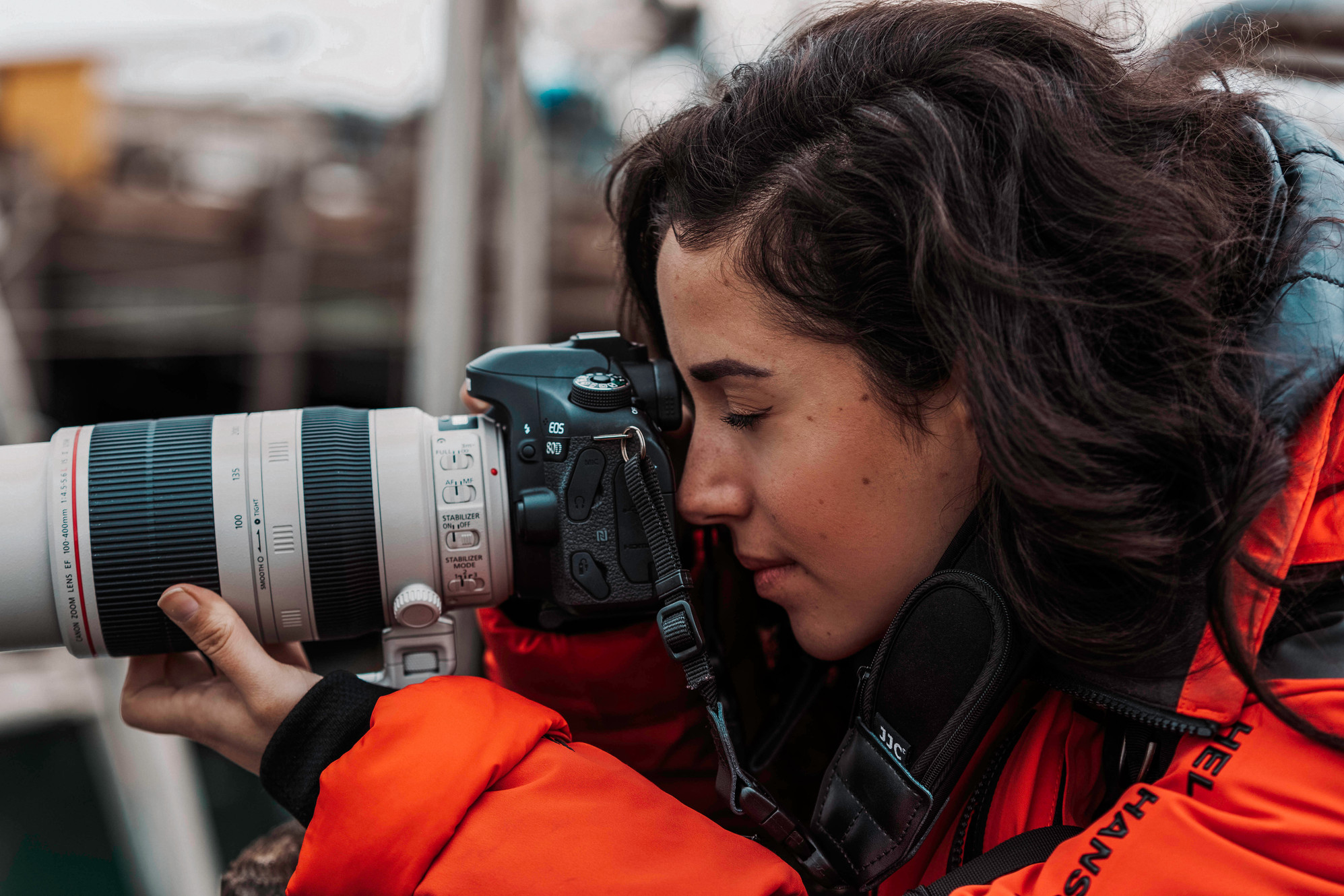 Filmmaker | Roxy the Zoologist