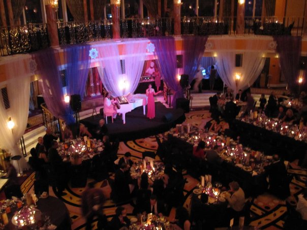 Liza Melfi- Jazz Singer Hong Kong: Professional vocalist: Liza Melfi