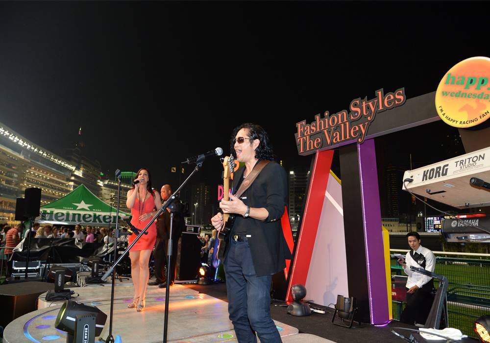 Liza Melfi- Jazz Singer Hong Kong: Professional vocalist: Liza Melfi