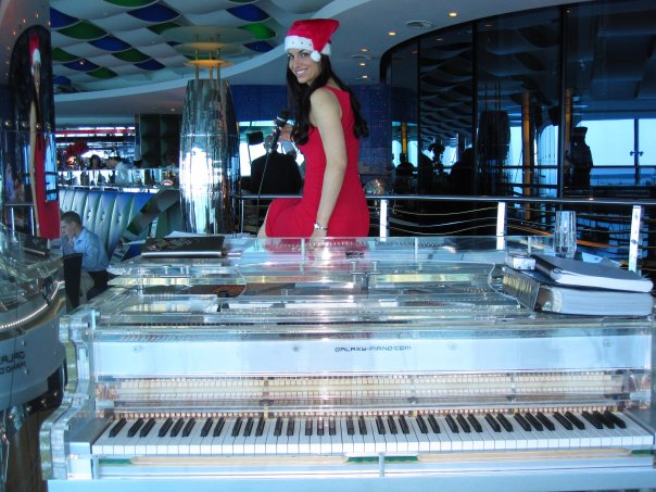 Liza Melfi- Jazz Singer Hong Kong: Professional vocalist: Liza Melfi