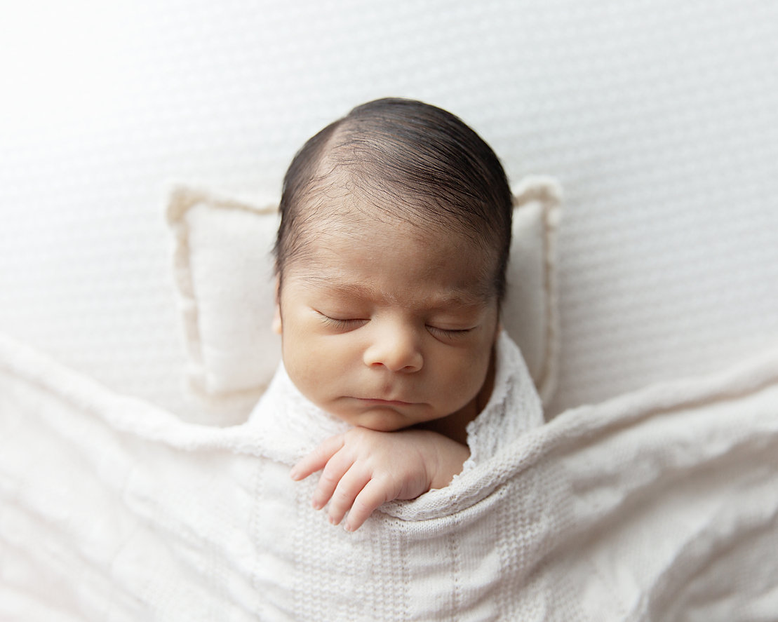 Jojo Bee Photography | Maternity & Newborn Luxury Photography | Wichita KS