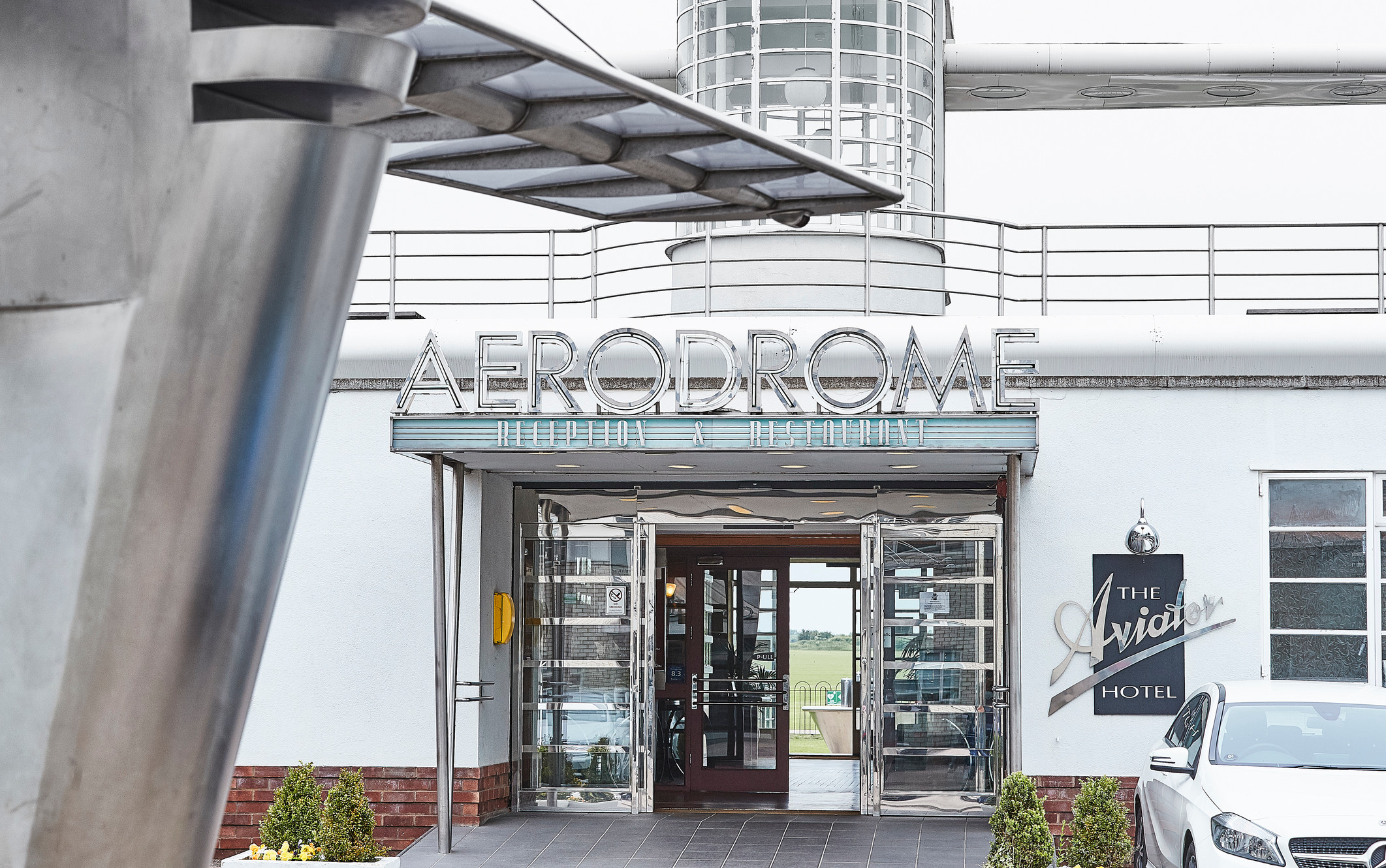 About | sywellaviatorhotel