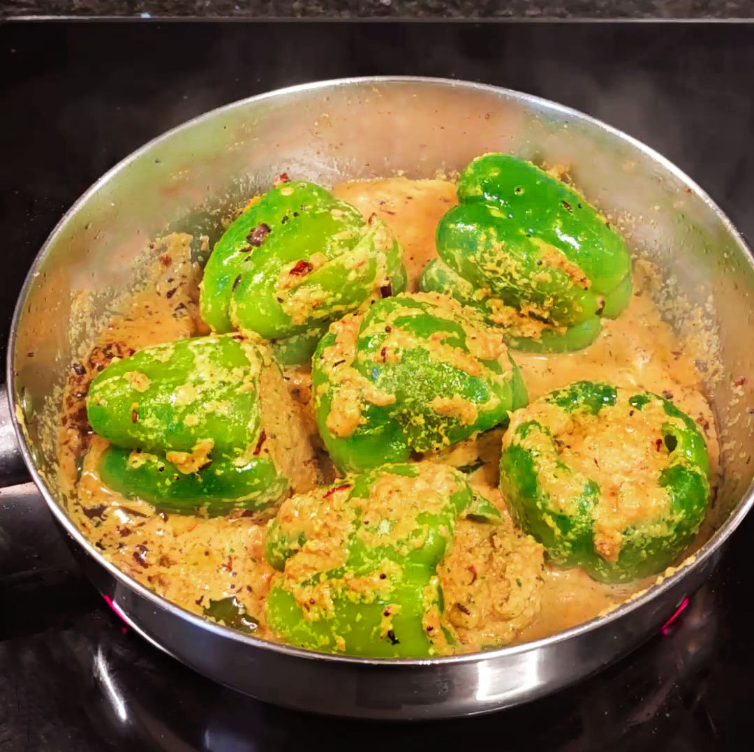 Curry | Chutney | Sabzi | Paneer, Capsicum Ennegayi | Stuffed Bell ...