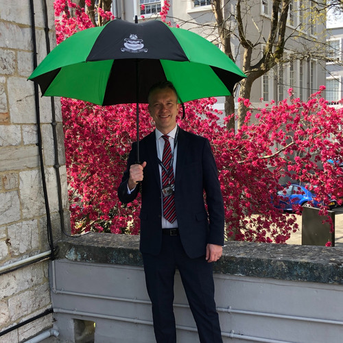 DHSB Umbrella | Alumni DHSB & Archives