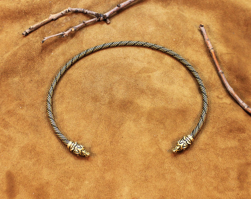 Viking torc, brass, 2 wolf heads | Ragnar the Trader