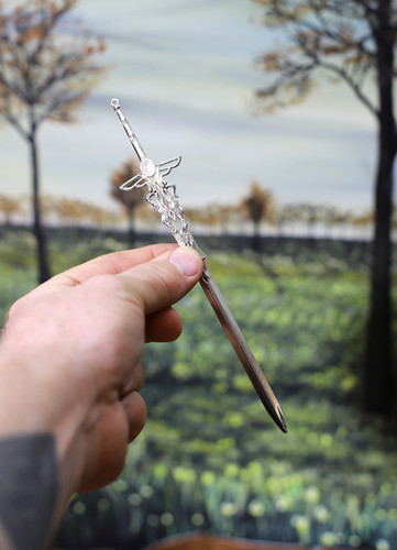 Hair Weapon, epic anime style sword, hair pin | Ragnar the Trader