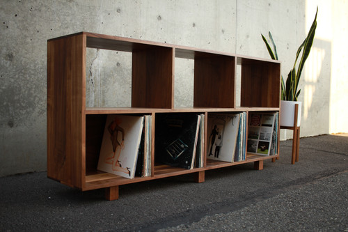 Sesto Vinyl Console | Tomfoolery Wood Co.