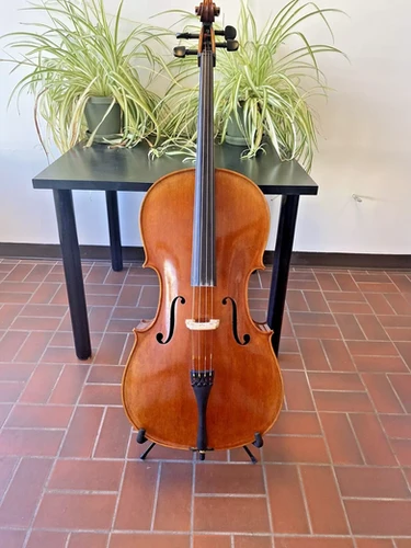 Excellent Used Krutz 600 Series 4/4 Cello, Model No. 460; with Bag, Bow, Rosin | WBIC Main Website