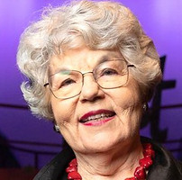 Echo Offstage: Theater Women Speak