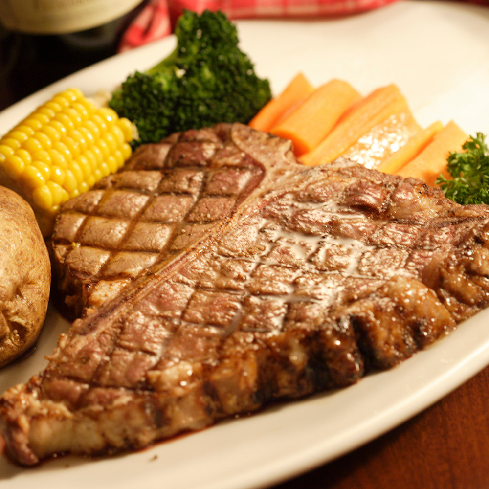 Restaurant | Jake's Charbroil Steaks, Casa Rosa & Casa Seventeen Restaurant