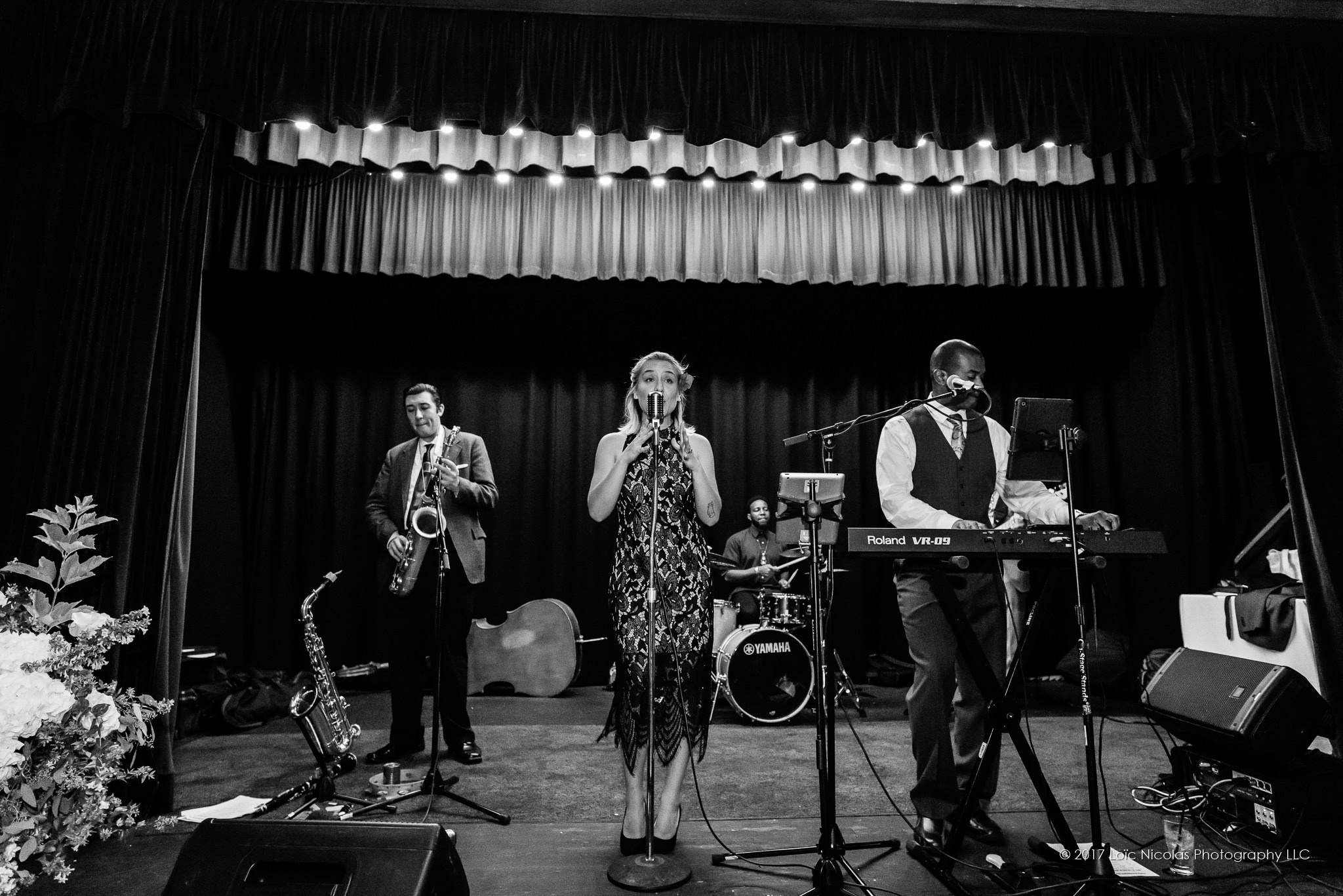 Hella Fitzgerald - Deluxe Party Band