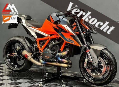 KTM 1290 Superduke R - 2021 - Titanium Akrapovic - Carbon - | Leigraaf ...