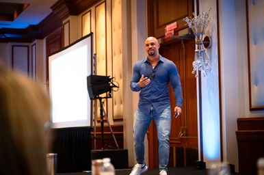 Jeremy Anderson | Top Corporate Speaker