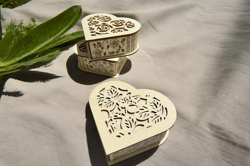 Heart shaped keepsake boxes | Grumbles Workshop