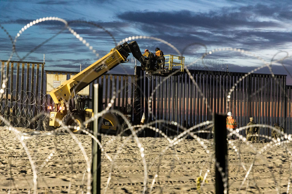 $304,600,000 Contract Awarded for 11 Miles of Border Wall Construction ...