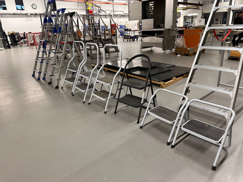 SELT / SOLD - Stigar og tröppur - 9 stk | Efnisveitan