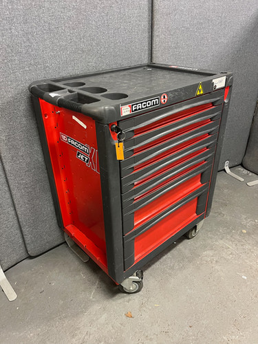SELT / SOLD Facom Jet XL verkfæraskápur frá Ísól, 5+1+1 skúffur - nr.10 ...
