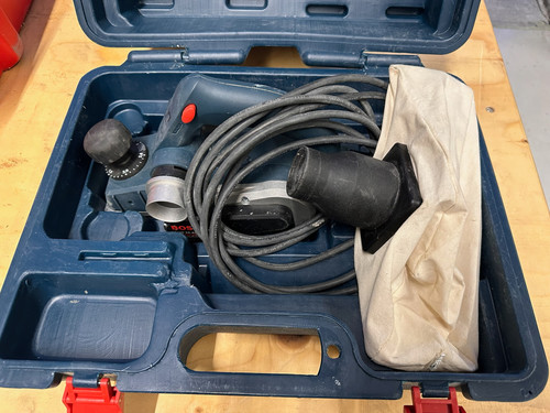 SELT / SOLD Bosch Hefill GHO 26-82 D | Efnisveitan