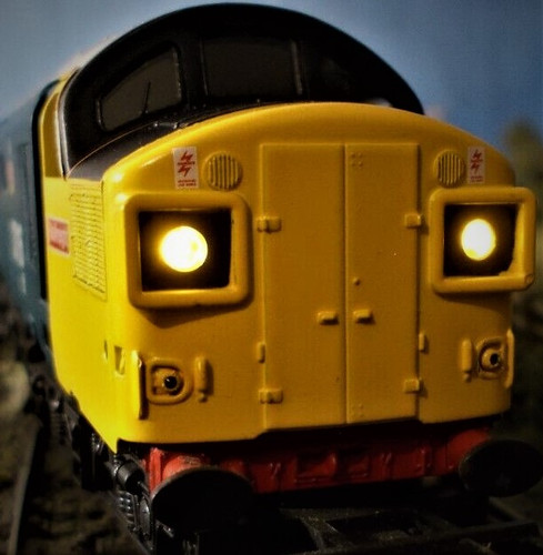 (New) Hornby Railroad & Lima Class 37 Split Headcode (DCC) Lighting ...