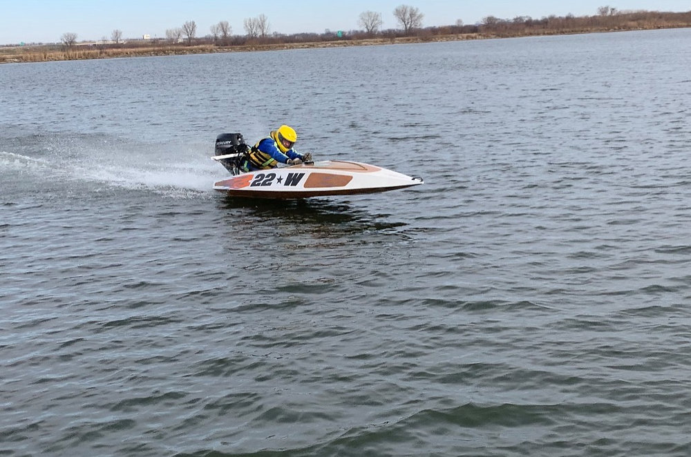 Mercury Racing Four Stroke Testing