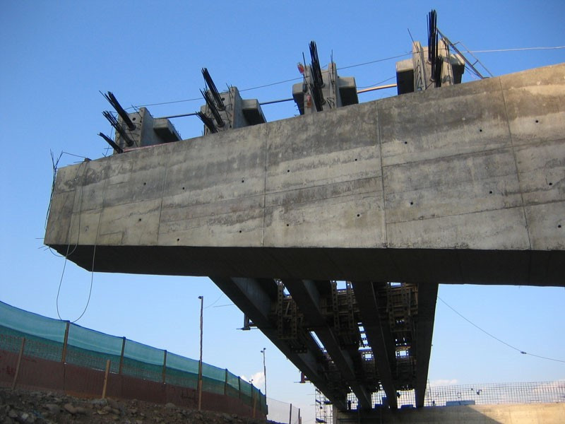 Vigas de puentes postensadas | Postec