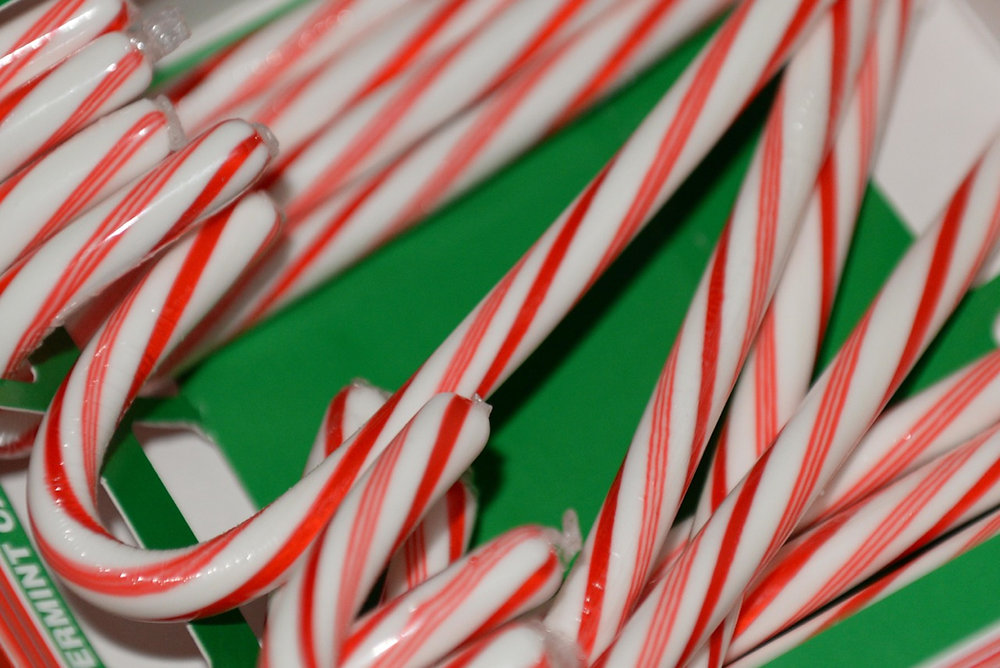 difference between candy cane and peppermint