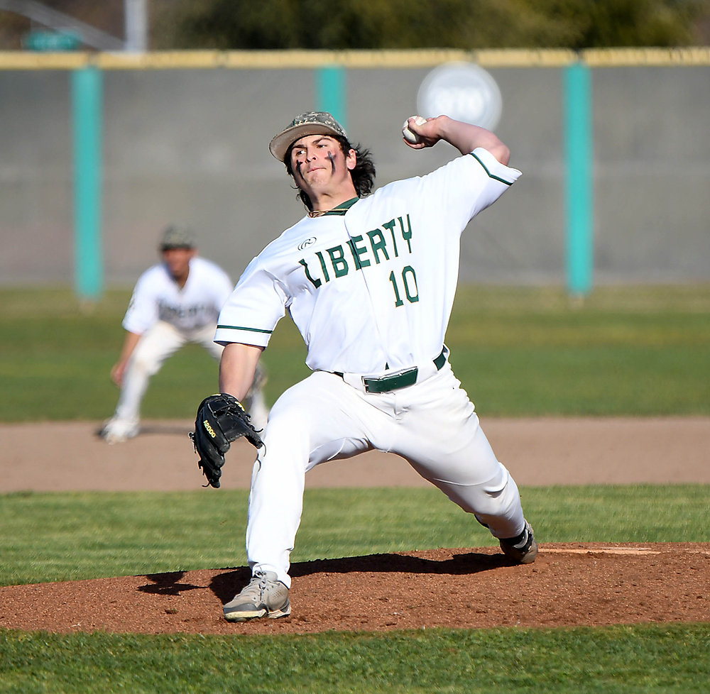 Hawks make most in home win