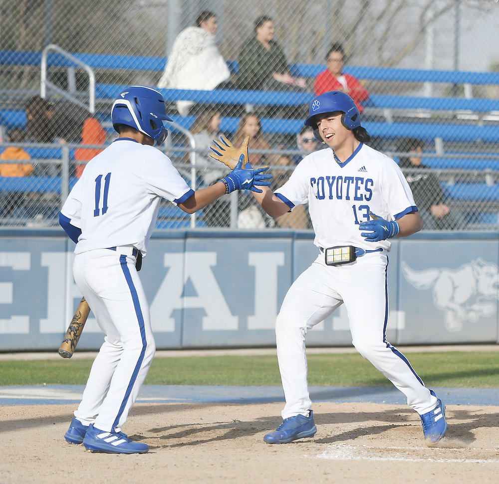 Coyotes get first win over CN