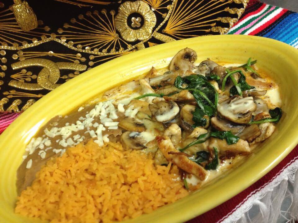 Los Compas Mexican Restaurant/ Mexican Food