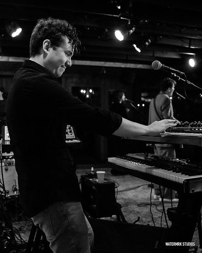 Alex Ayala Music | Pianist