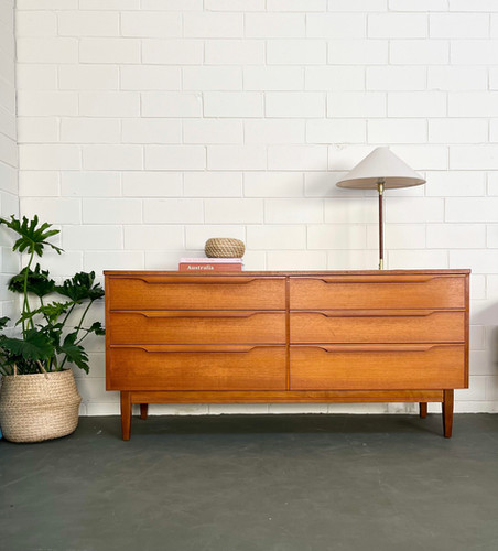 Teak mid-century drawers | Circa Sixty & Co.