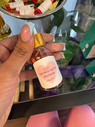 Sacred Love Potion Ritual Oil | SACRED STONEZ