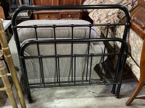 Black Soft Rounded Edges Metal Framework Single King Bed with Base | Mysite