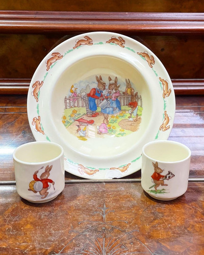 Collectible Royal Doulton “Bunnykins” Pattern Plate & Two Egg Cups (UK ...