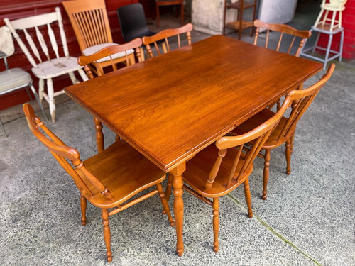 Mid-Century Style Vintage Maple Extendable Dining Table & 6 Chairs | Mysite