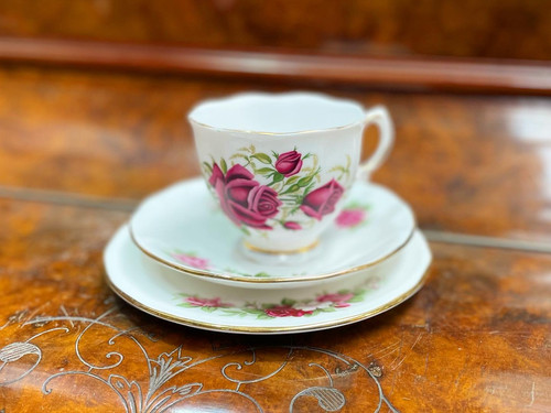 Colclough Bone China Purple Roses & Green Leaves 7981 Pattern Demitasse ...