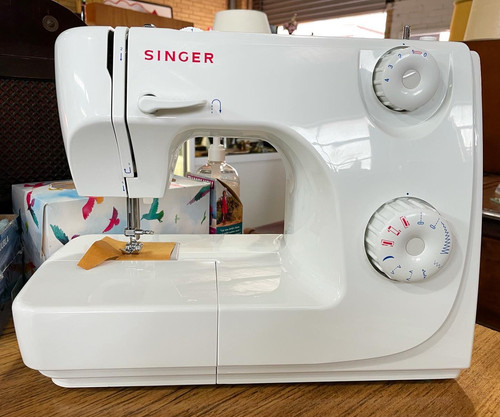 White Singer Prelude 8280 Sewing Machine | Mysite