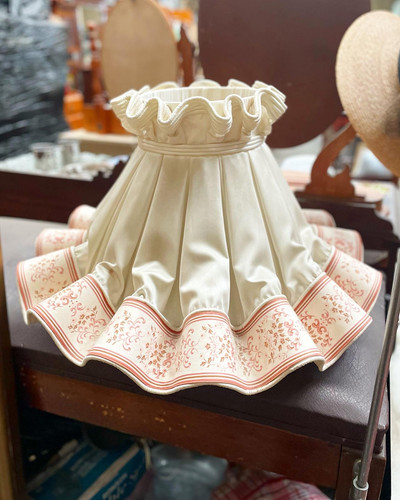 Stunning Vintage Ballerina Lamp Shade with Floral Ornaments & Scalloped ...
