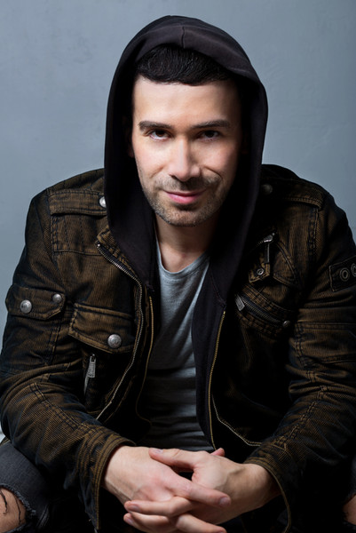 Erik Ramos - Actor, Writer & Theme Park