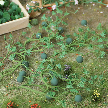 Watermelons 1-3/8", Length HO-scale, 6/pk MP Scenery | Modeller's-warehouse