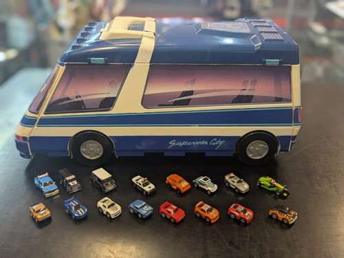 MICROMACHINES SUPERVAN CITY PLAY SET PLUS 16 CARS | RevolutionCdYoung