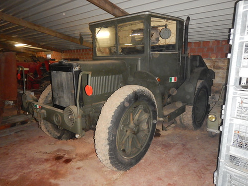 Breda TP32 Artillery Tractor 1940 4WD with winch. | happyoldiron